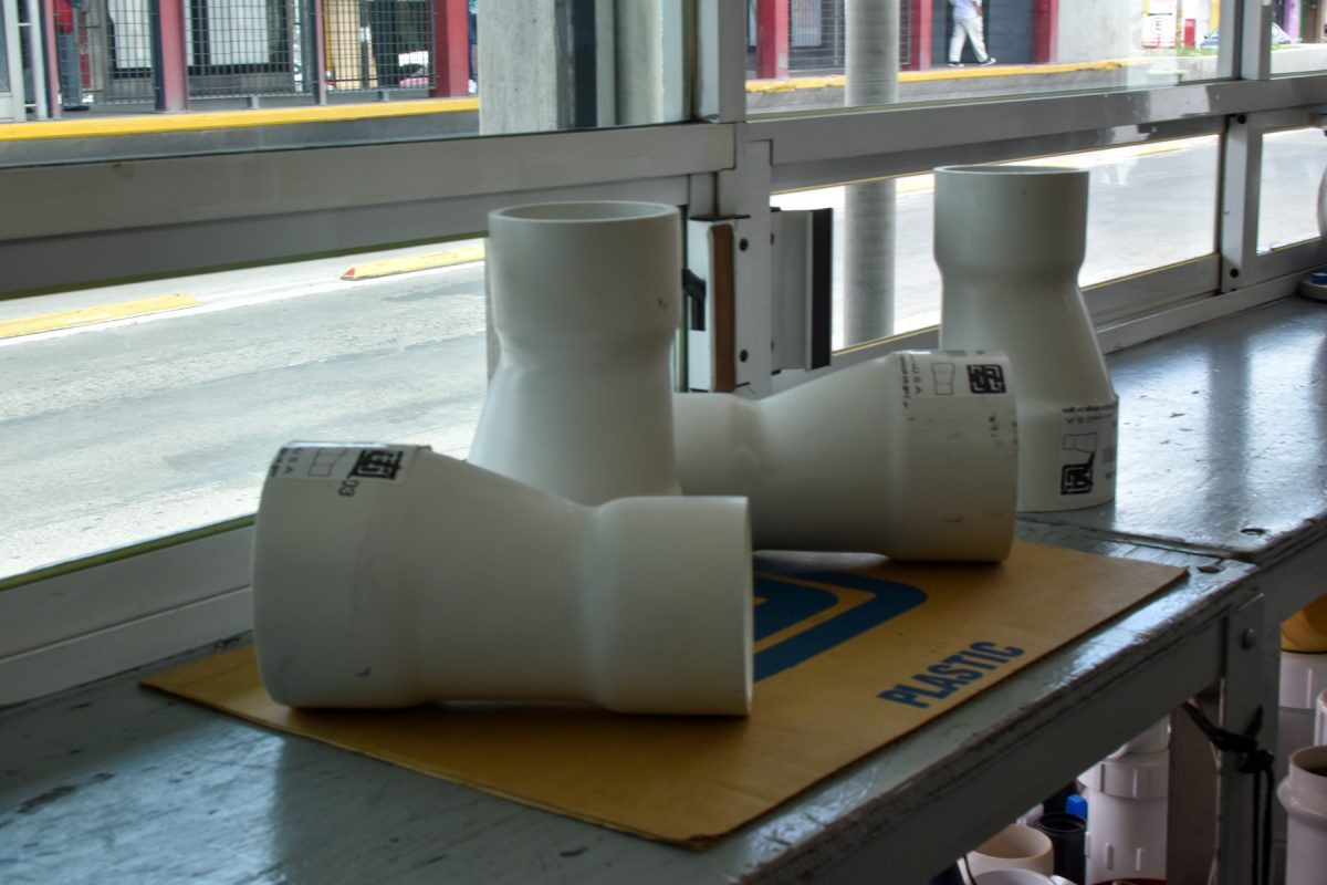 429-422FE PVC RD COUPLING ECC SOC SCH40 4X3-4 | VALCO INDUSTRIAL